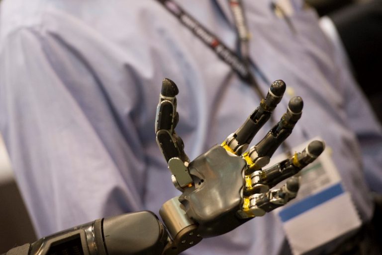 Implications of Identity Chips Implanted Under the Skin - Vgamerz